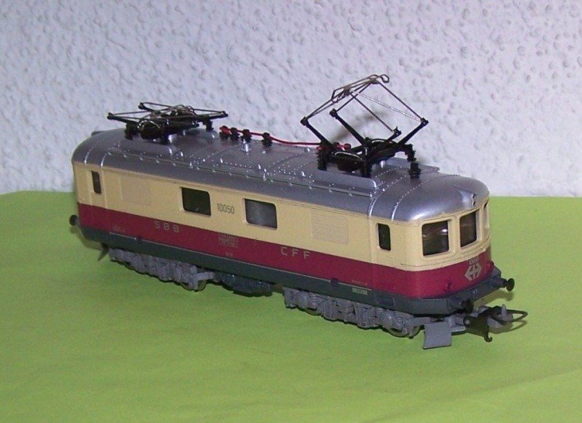 Lima HO 8066 LG: SBB Elektrolok Re 4/4 I #10050, TEE, DC | Kaufen auf Ricardo