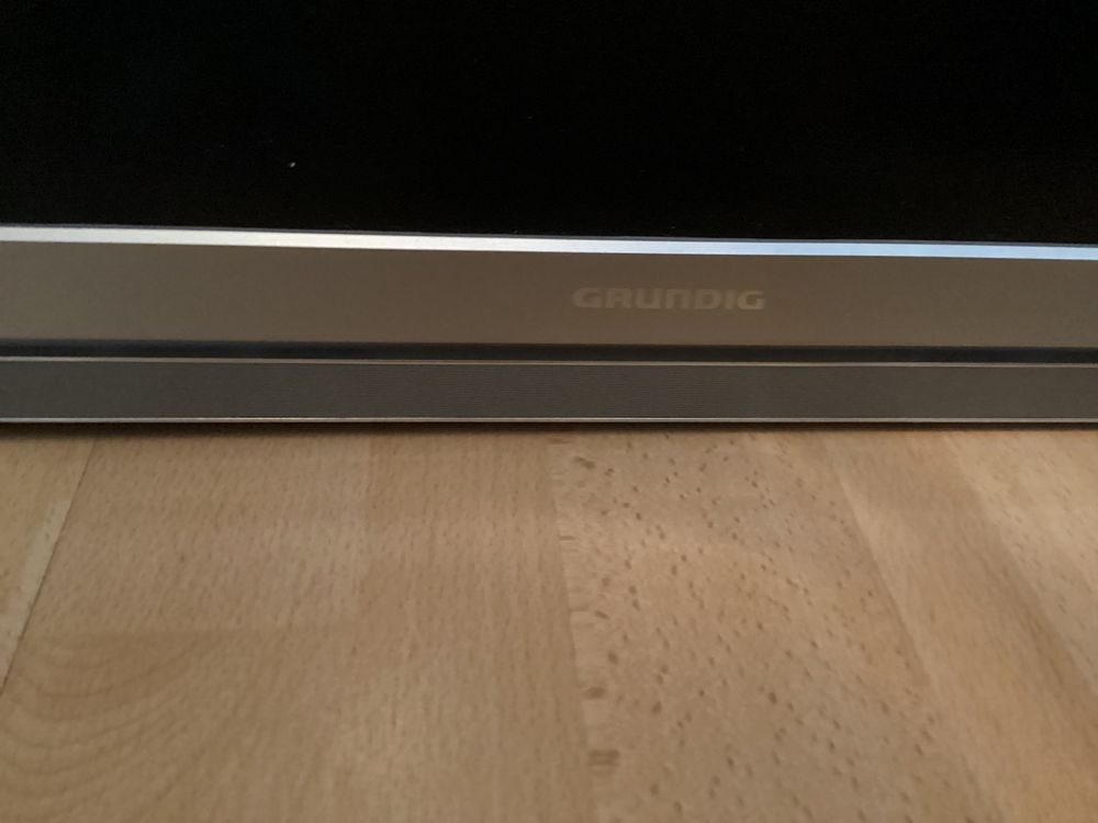 Grundig Fernseher | Kaufen auf Ricardo