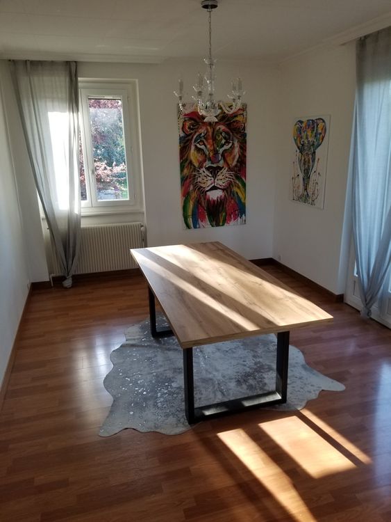 fabuleuse table à manger en bois sur pieds noir (métal) (Neu (gemäss ...