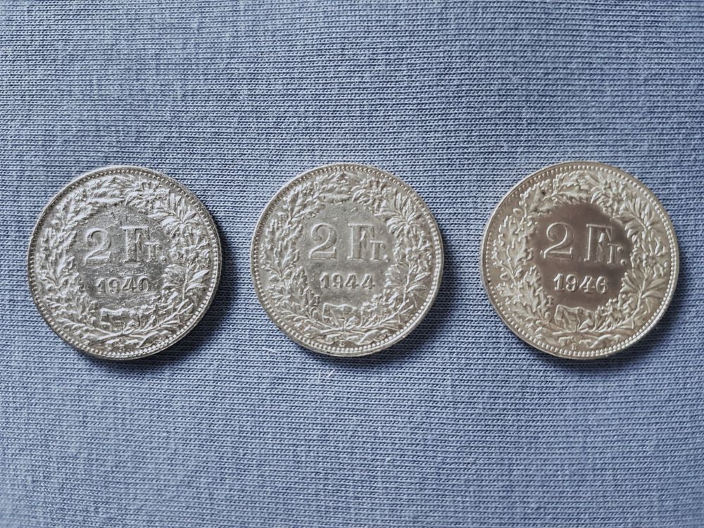 3 x 2 Fr Silbermünzen 1940-1944-1946 ab nur 1 Franken !!! (Gebraucht) in Camignolo für CHF 15 ...