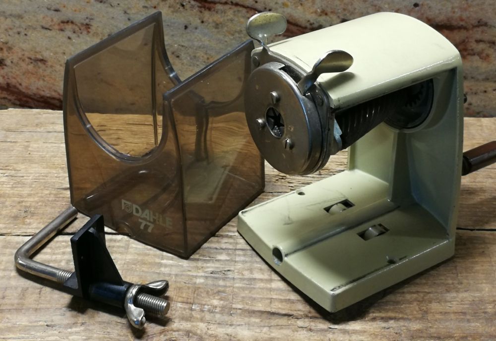 DAHLE 77 Spitzmaschine (Gebraucht) in Walkringen für CHF 9 – mit Lieferung auf Ricardo kaufen