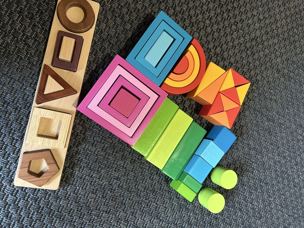 Wooden Shape Sorter and Nesting Blocks - Great Fun! (Gebraucht) in ...
