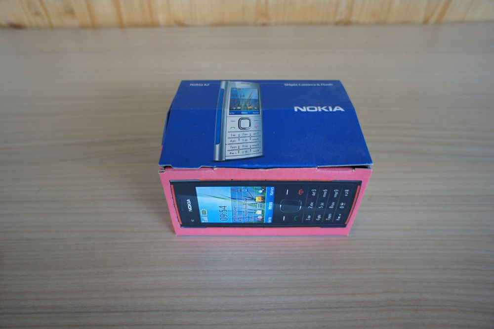 Original Nokia X2 Verpackung und Bedienungsanleitung (Gebraucht) in Einigen für CHF 5 – mit ...