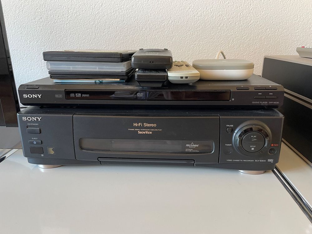 Sony DVD / VHS Player SLV-D2000, schwarz (Neu (gemäss Beschreibung)) in ...