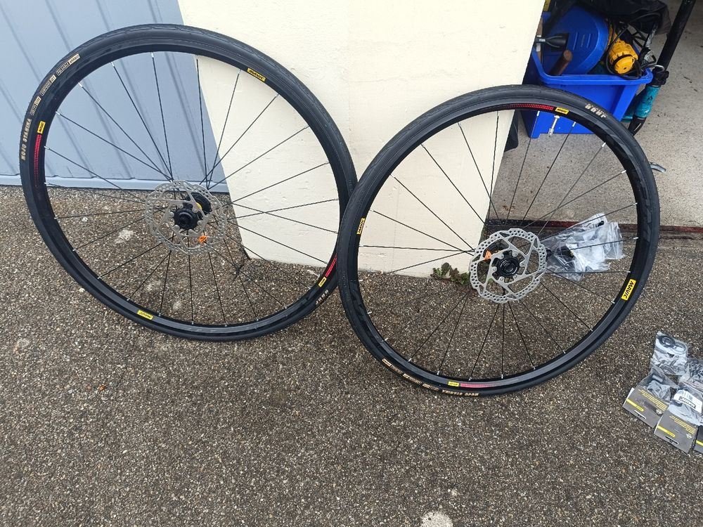 Mavic Disc Brakes Wheels and Tyres Rennvelo | Kaufen auf Ricardo