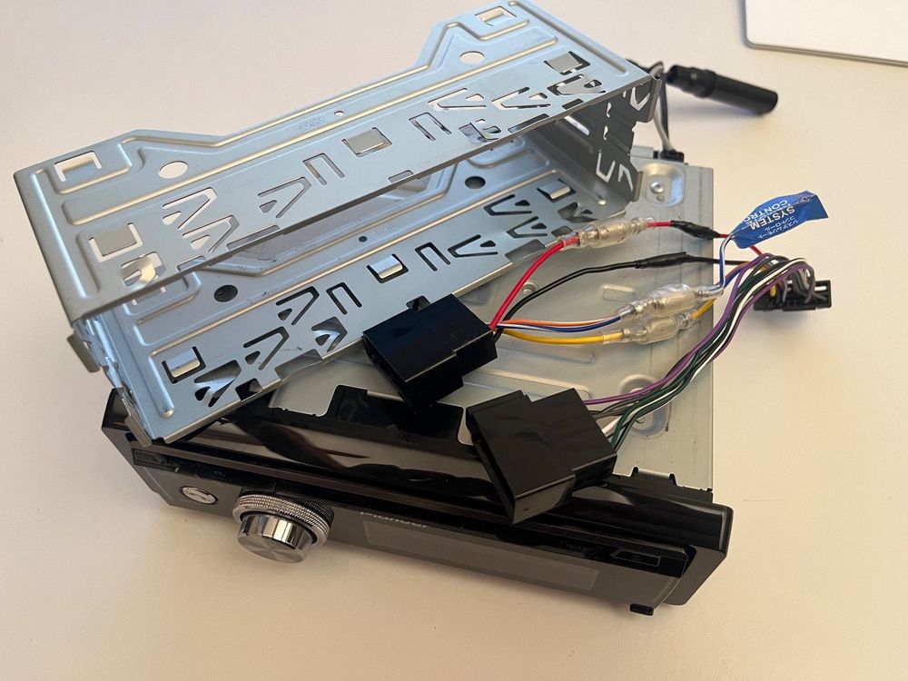 Pioneer DEH-X8700DAB Autoradio (Gebraucht) in Zürich für CHF 86 – mit Lieferung auf Ricardo kaufen