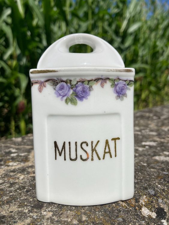 ANTIKE DOSE PORZELLAN MUSKAT (Gebraucht) in Subingen für CHF 4 – mit Lieferung auf Ricardo kaufen
