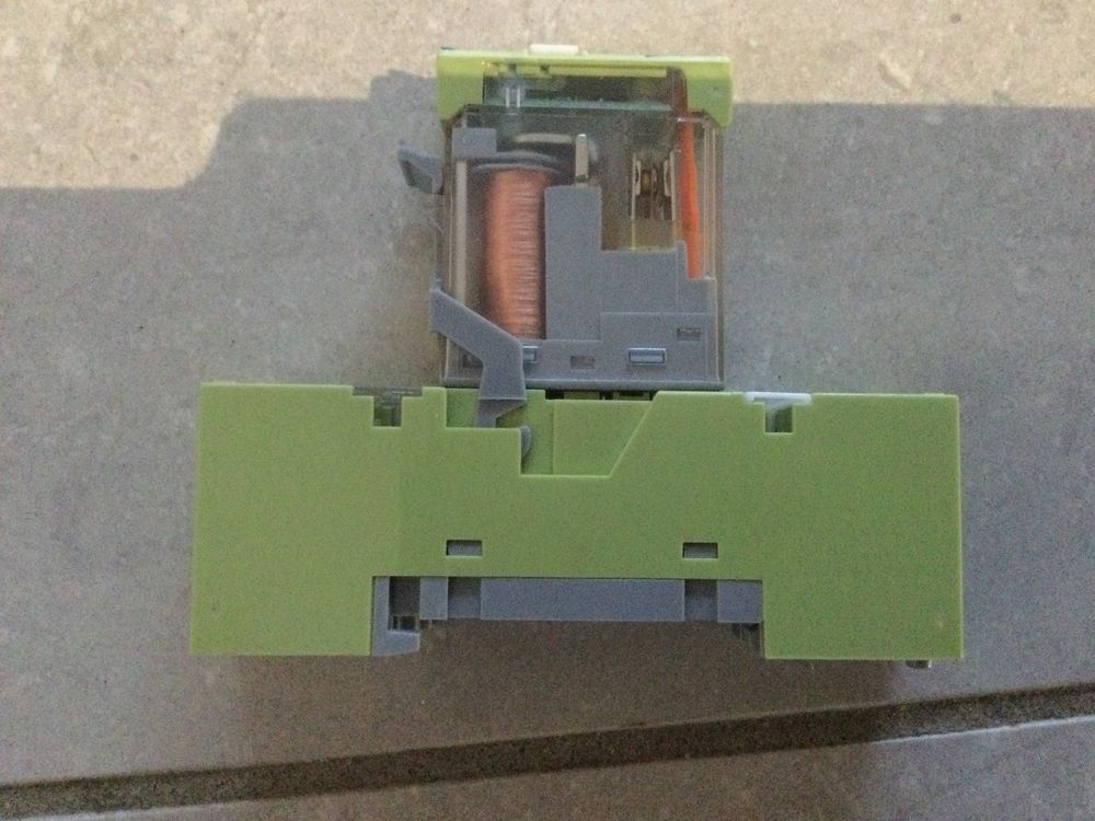 Comat Relais CS-106 (Neu (gemäss Beschreibung)) in für CHF 7 – mit ...