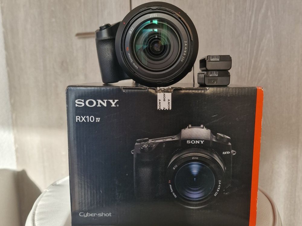 A vendre - zu verkaufen Sony RX10m4 (Gebraucht) in Hergiswil NW für CHF ...