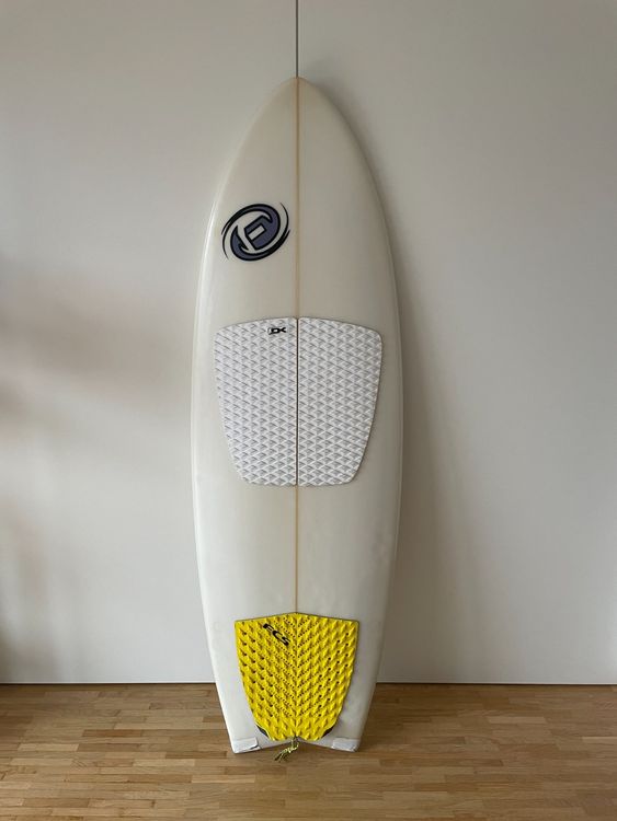 High-Performance Poly Surfboard: Riverboard Force Line 5'5'' | Kaufen ...