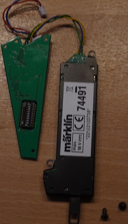 Trix/Märklin 74491+74462 Weichenantrieb und Decoder (Gebraucht) in Grossaffoltern für CHF 33 ...