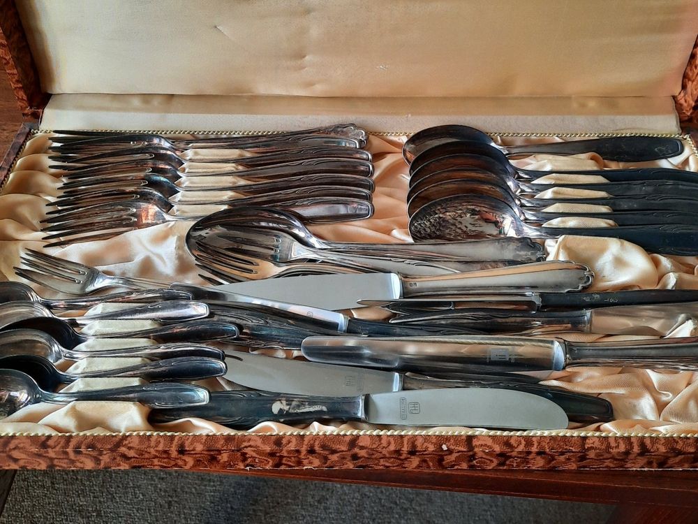 Silberbesteck (Gebraucht) in Berg TG für CHF 80 – mit Lieferung auf Ricardo kaufen