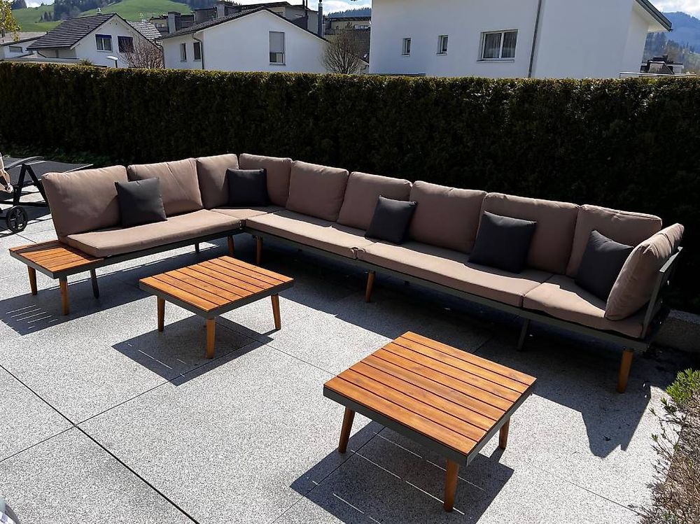 Stilvolle Outdoor-Lounge - Akazienholz & Metall - Neuwertig (Gebraucht) in Einsiedeln für CHF ...
