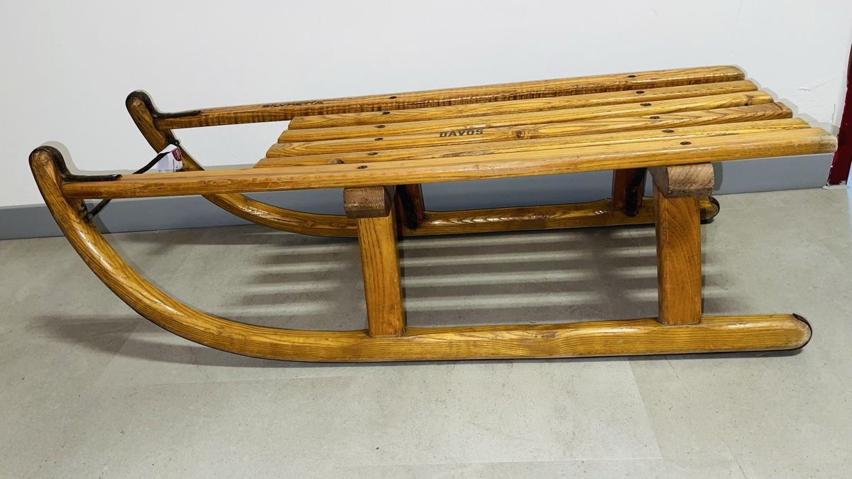 Alter Silvretta Davoser Schlitten 80cm (Gebraucht) in Schönenbuch für ...