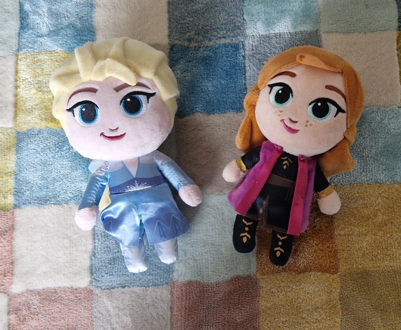 Frozen Set aus Elsa und Anna Kuscheltiere - neu (Neu (gemäss ...