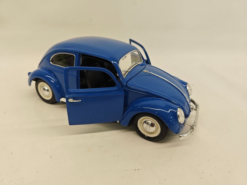 VW Käfer Modellauto blau Sammlerstück Burago Beetle 1955 (Gebraucht) in ...
