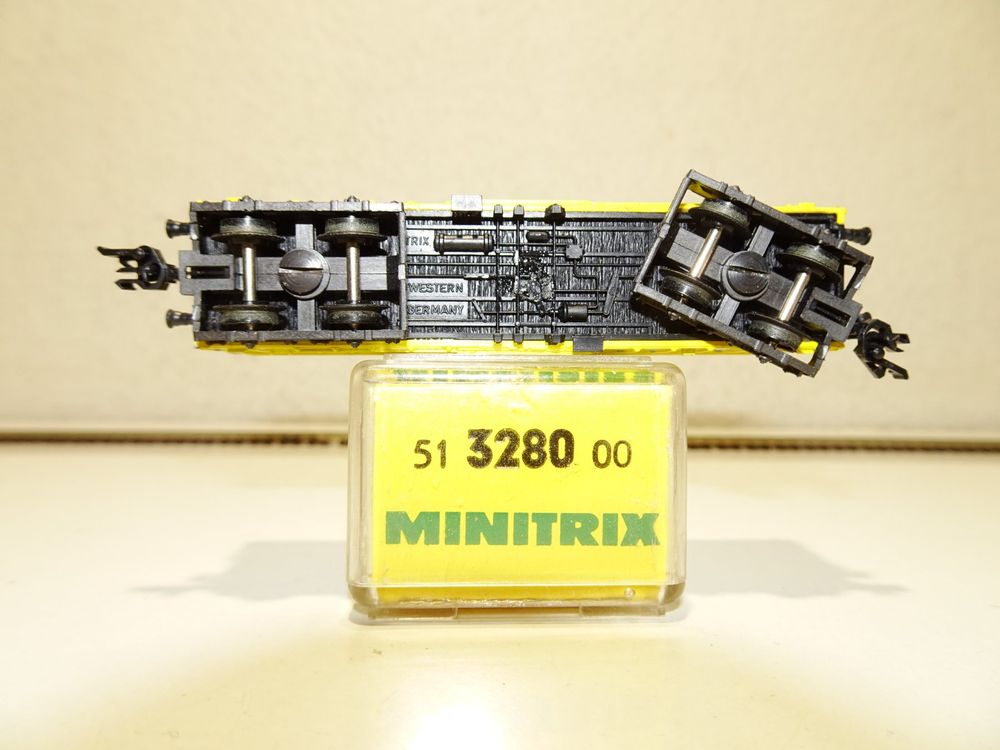 Minitrix Güterwagen DB Minitrix 4-Achsen Spur N 3280 | Kaufen auf Ricardo