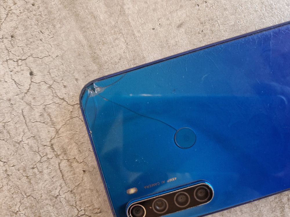 Xiaomi Redmi Note 8 (Gehäuse Defekt) (Defekt) in Zürich für CHF 25 ...