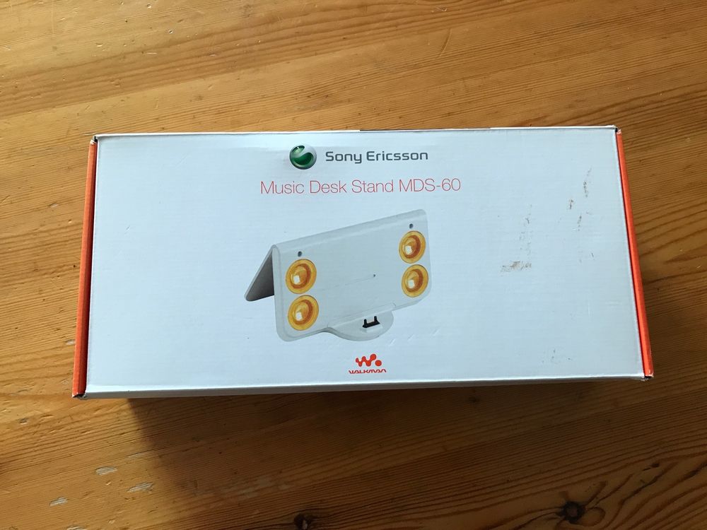 Sony Ericsson Music Desk Stand (Gebraucht) in Basel für CHF 10 – mit ...