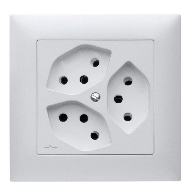 3-Fach Steckdose Feller T13 mit geschaltetem Kontakt (Neu und ...