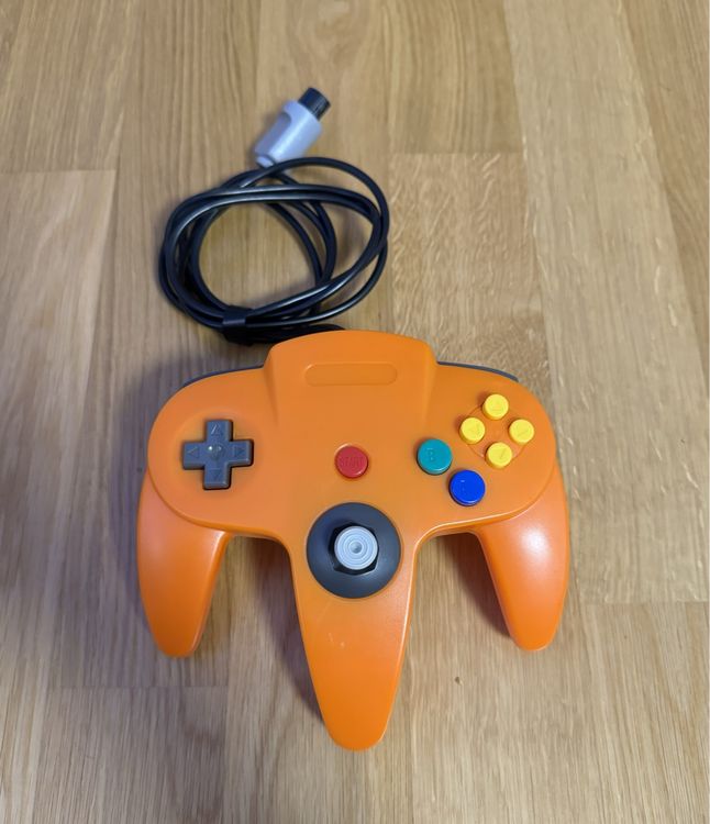 Nintendo 64 Controller Orange (Gebraucht) in Herisau für CHF 15 – mit ...