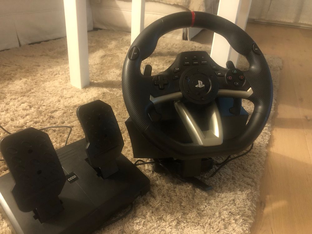 Lenkrad/Gaspedal PS4 (Gebraucht) in Wimmis für CHF 62 – mit Lieferung auf Ricardo kaufen