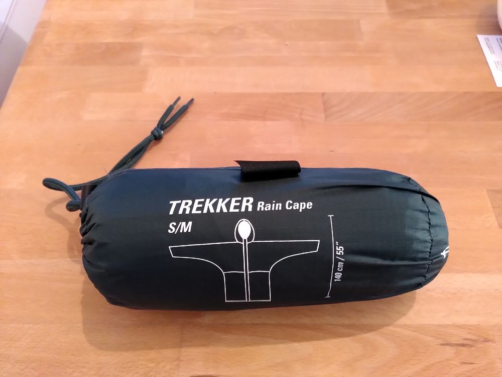 Trekker Rain Cape von Ferrino | Kaufen auf Ricardo