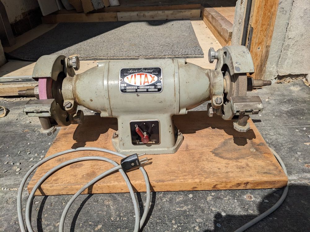 Doppelschleifmaschine VITAX (Gebraucht) in Rüti ZH für CHF 50 – nur ...