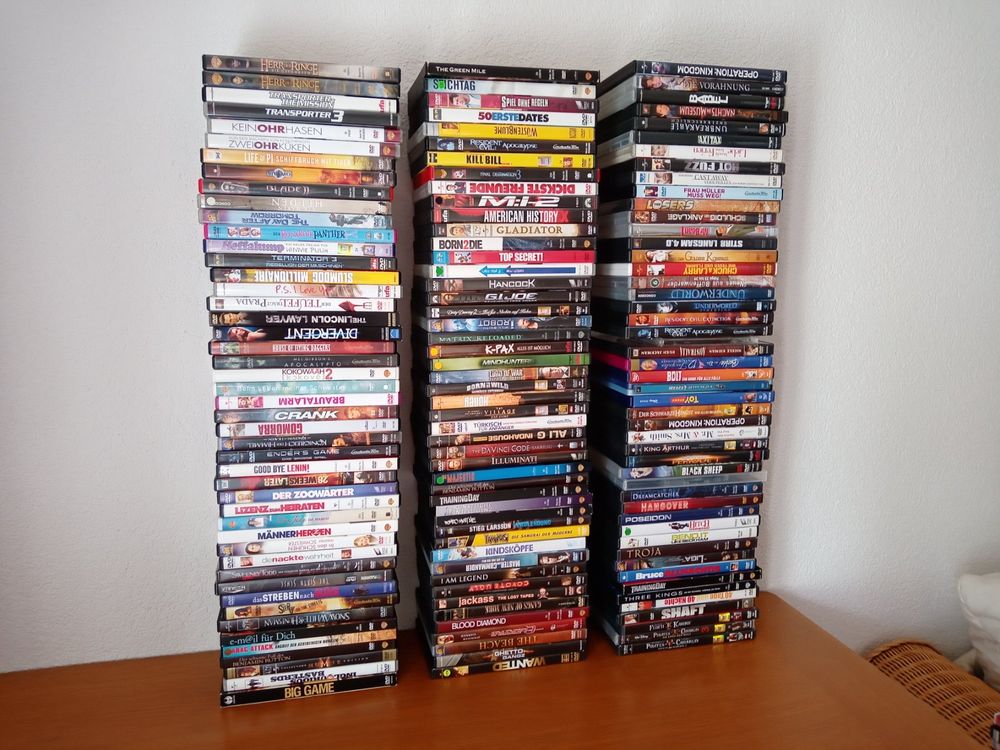 DVD Sammlung mit über 140 Filmen (Gebraucht) in Ehrikon für CHF 20 ...