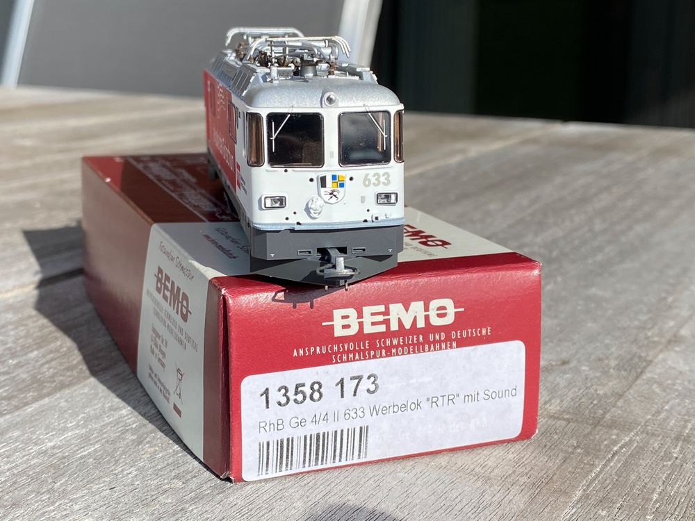 RhB H0m Bemo 1358 173 Ge 4/4 II 633 ZUOZ RTR Werbung (Neu (gemäss ...