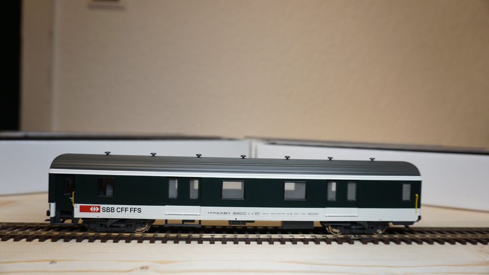 Roco SBB EW IV H0 8 Wagen Zug im grünen IC Farbkleid (DCC) | Kaufen auf Ricardo