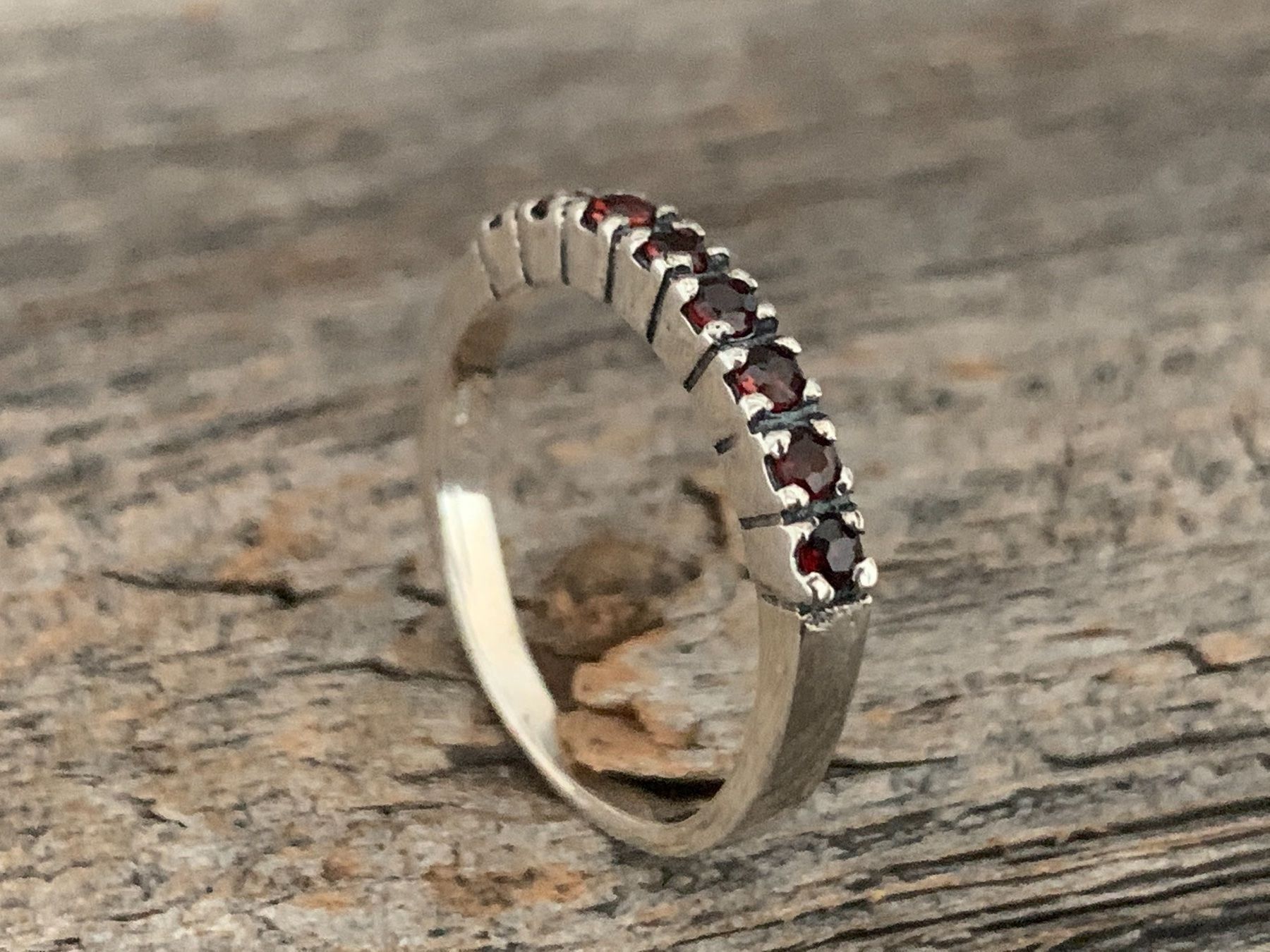 Silber Ring mit Granaten fein 1/2 Alliance G: 49,5 (Gebraucht) in Bern ...