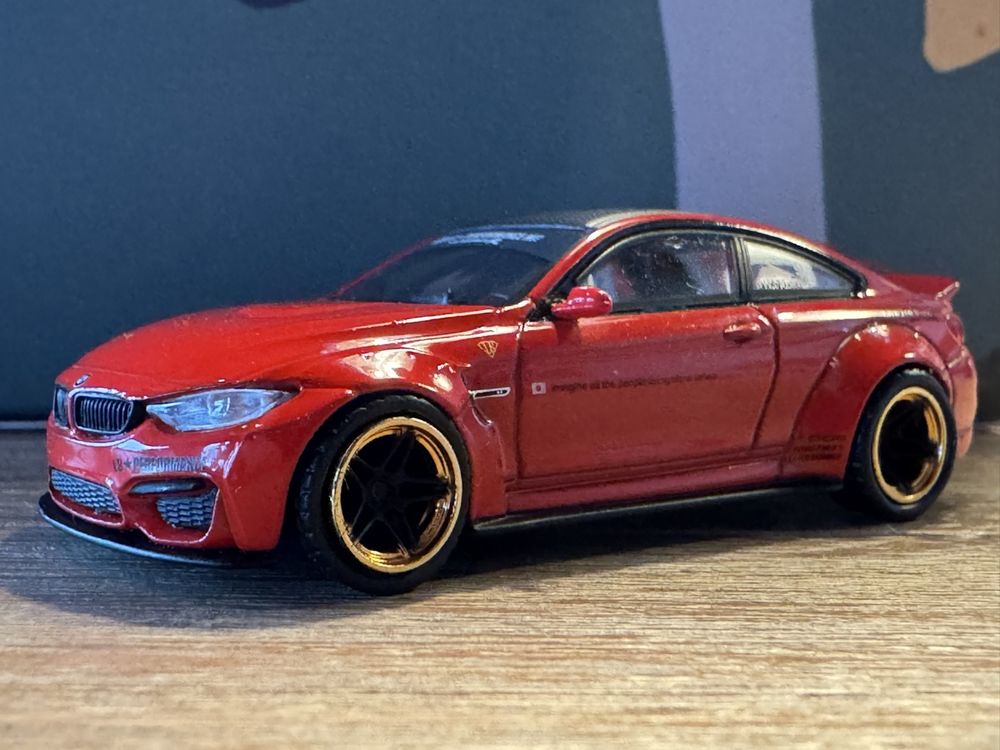 Mini GT BMW M4 LBW Performance- Top! (Neu (gemäss Beschreibung)) in ...