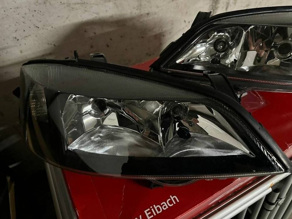 fari anteriori Opel Astra G (Usato) a Locarno per CHF 250 – solo ritiro ...