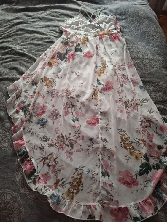 Robe (Neuf (Voir description)) à Fribourg pour CHF 30 – avec livraison ...