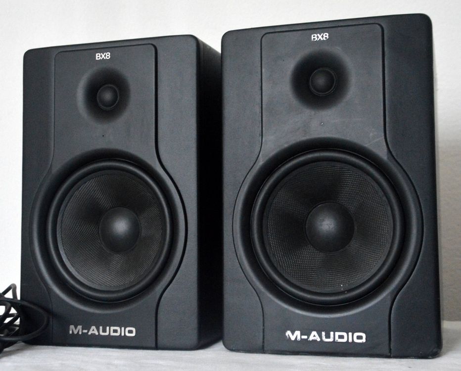 2 x M-AUDIO BX8 D2 Studio Monitor 8" (Gebraucht) in Collonges für CHF ...