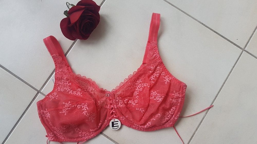 Luftig - leichter Bh in 95E (Neu (gemäss Beschreibung)) in Immensee für ...