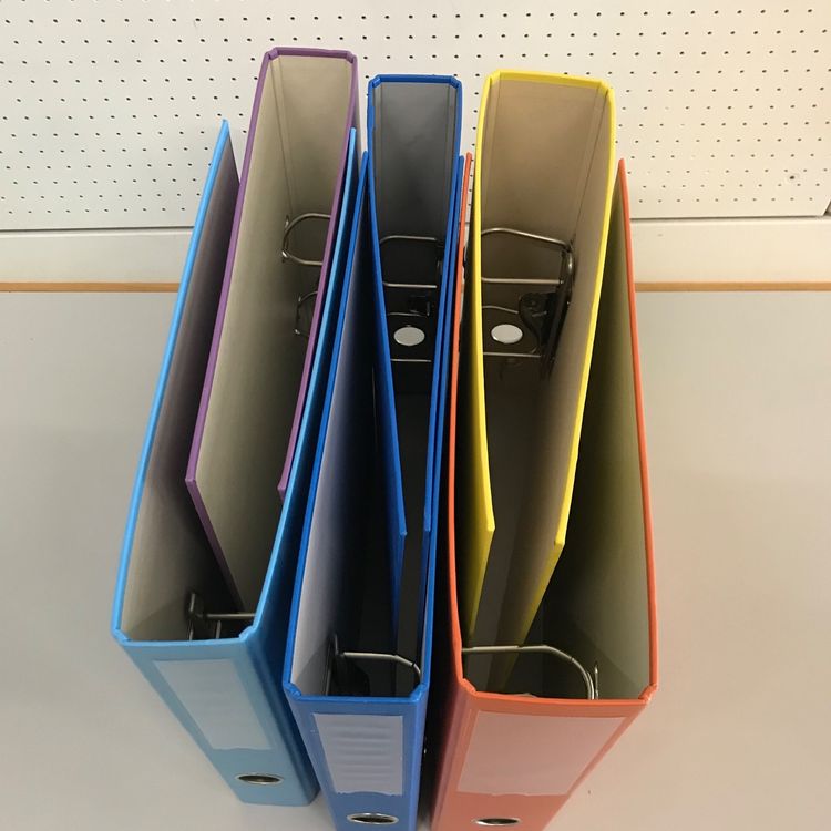 6 Ordner (Gebraucht) in St. Gallen für CHF 5 – mit Lieferung auf ...