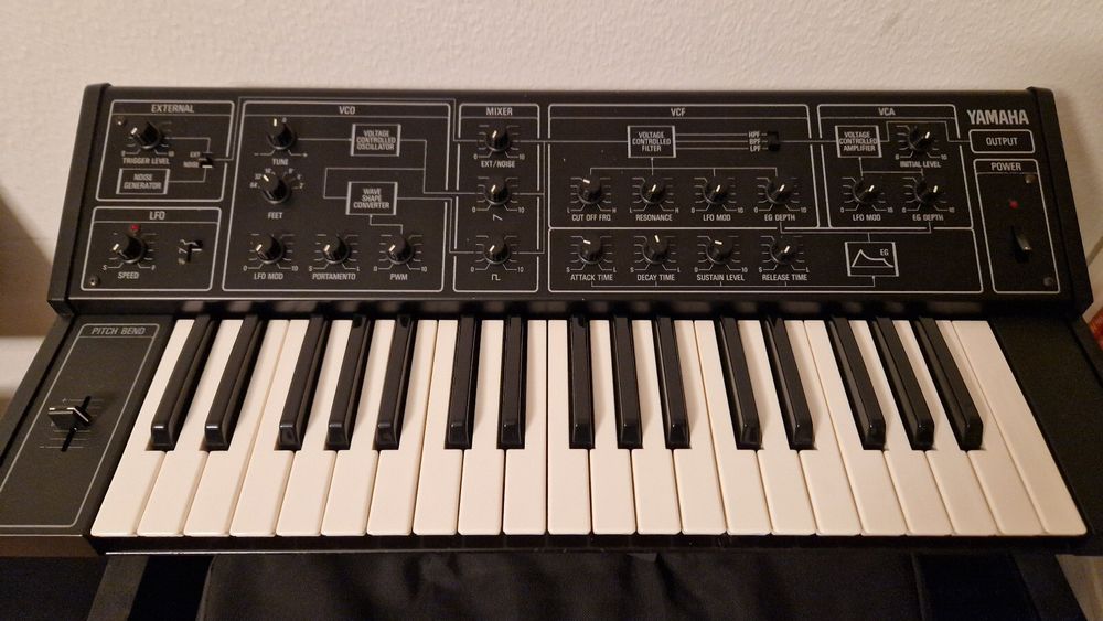 YAMAHA CS-5 vintage analog synthesizer & accessories | Kaufen auf Ricardo