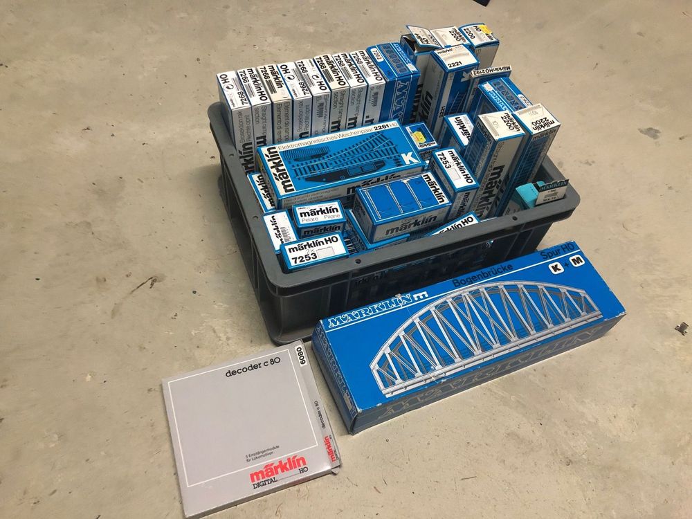 Lot de carton vide Märklin (Gebraucht) in Font für CHF 10 – nur ...
