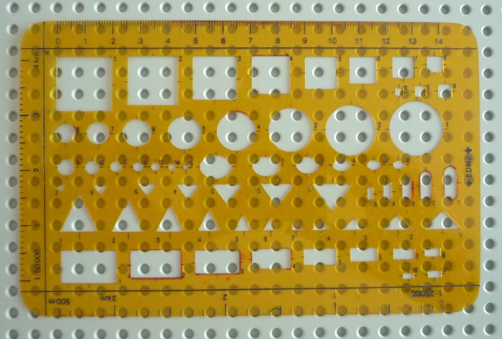 Lineal mit geometrischen Schablonen | Kaufen auf Ricardo