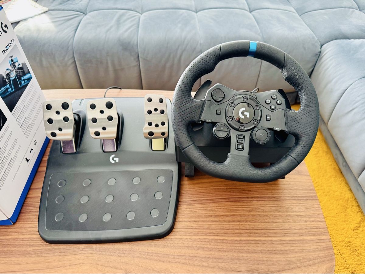 Logitech G923 - Top Zustand - Racing Wheel für PS5/PC! (Neu (gemäss ...