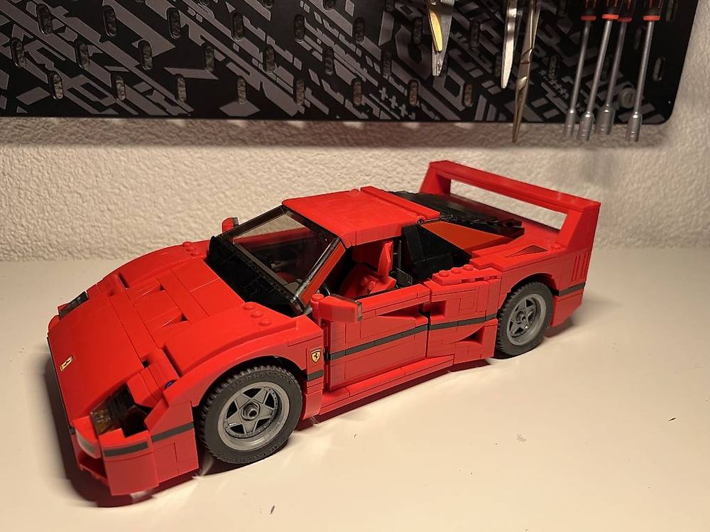 Lego Creator 10248 F-40 Ferrari (Gebraucht) in Uttigen für CHF 140 – mit Lieferung auf Ricardo ...