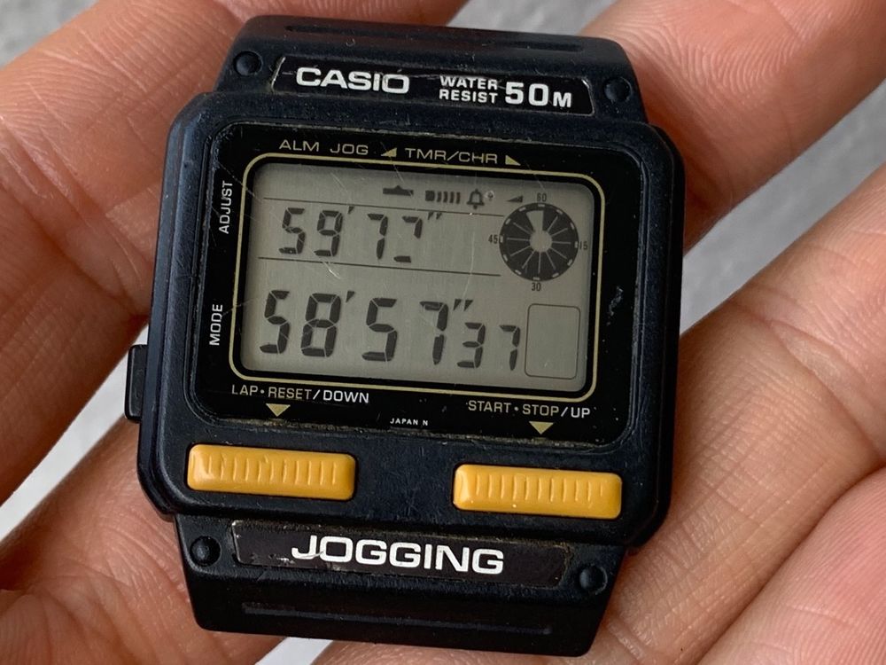 Vintage CASIO Jogging (Defekt) in Biel/Bienne für CHF 22 – mit ...