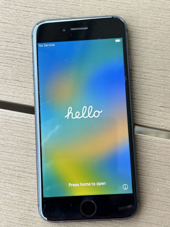 iPhone 8 Space Gray - 64gb - komplett | Kaufen auf Ricardo
