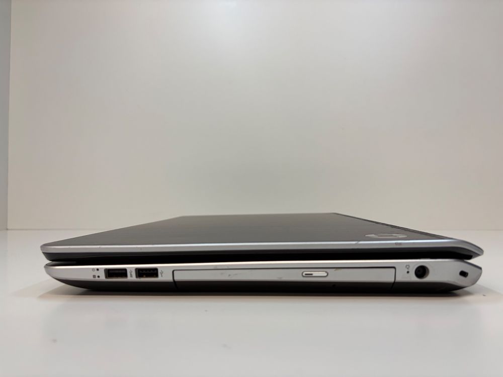 Notebook 16" HP TPN-W109, Core i7 - DEFEKT (Defekt) in Lachen SZ für ...