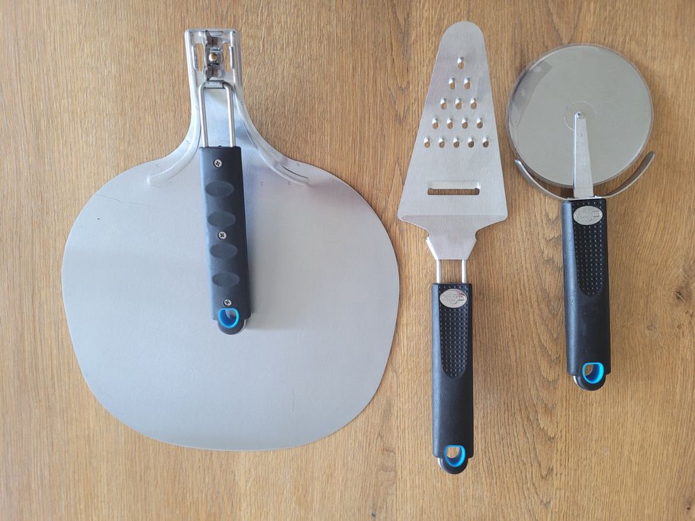 Set Pizza Napoleon BBQ (Gebraucht) in St-Sulpice VD für CHF 18 – mit ...