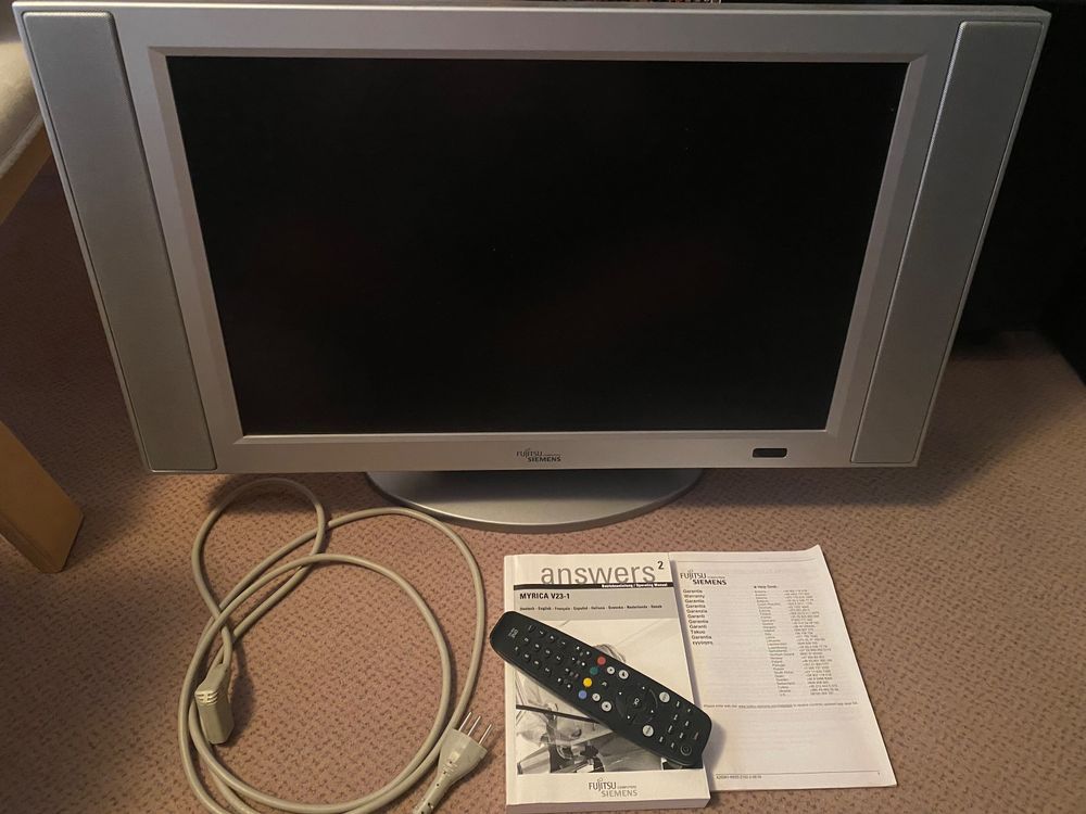 Retro Gaming TV LCD Screen Fujitsu Simens Computers | Kaufen auf Ricardo