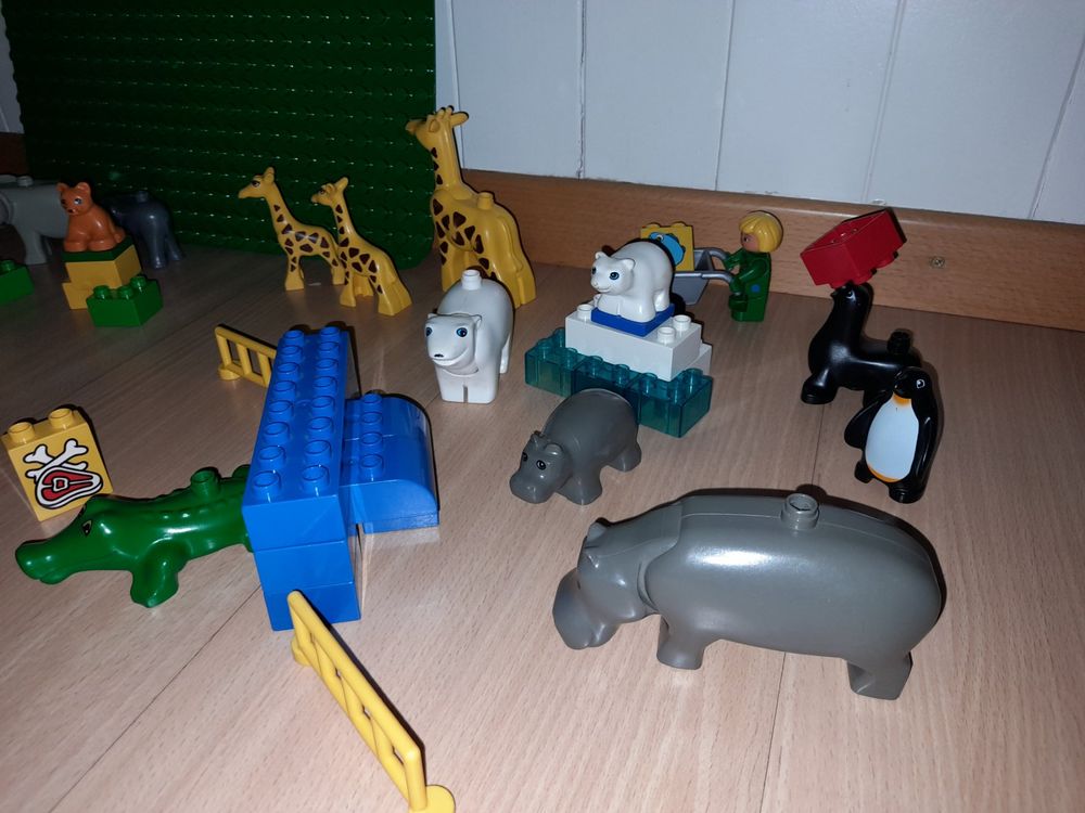 Lego Duplo Zoo mit grosser Platte (Gebraucht) in Rorschacherberg für CHF 38 – mit Lieferung auf ...