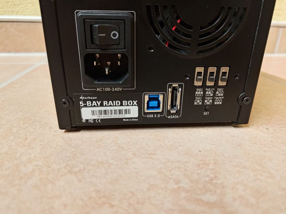 Sharkoon 5-Bay RAID Box / RAID Gehäuse | Kaufen auf Ricardo